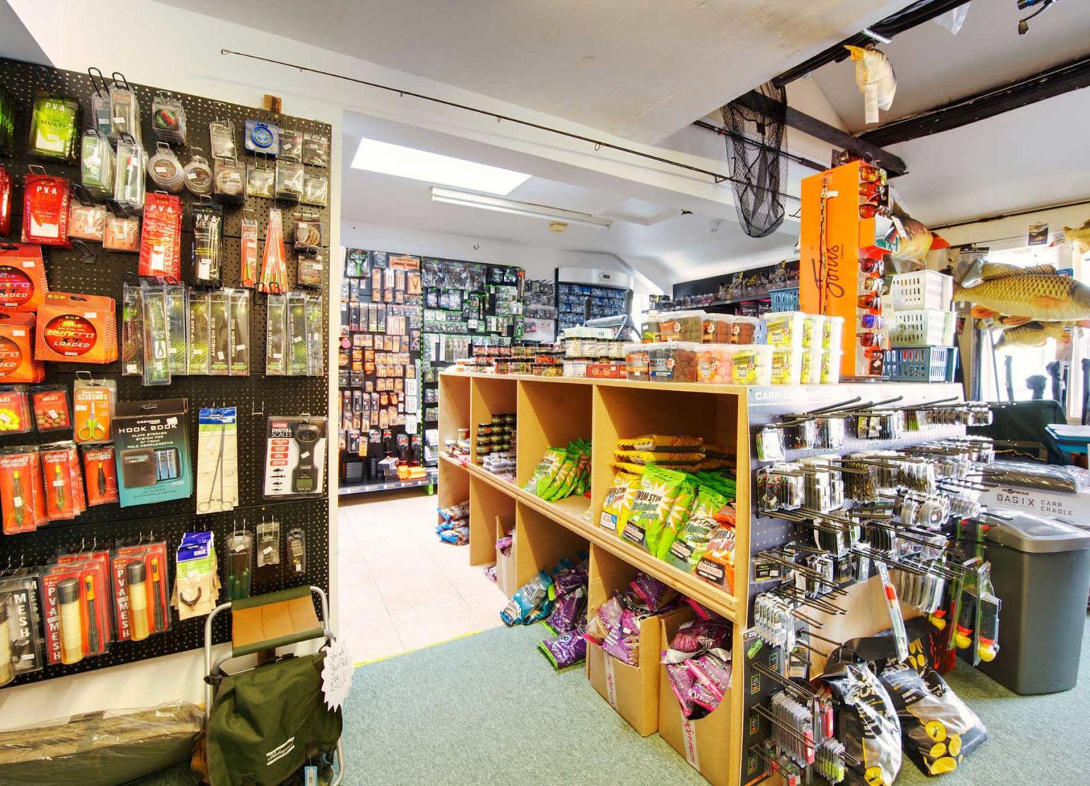 Fishing | Tackle Shop & Baits - Anglers Paradise